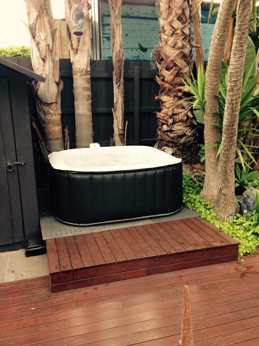 4 Seater Square Aqua Spa Ultimate Pack FREE SHIPPING